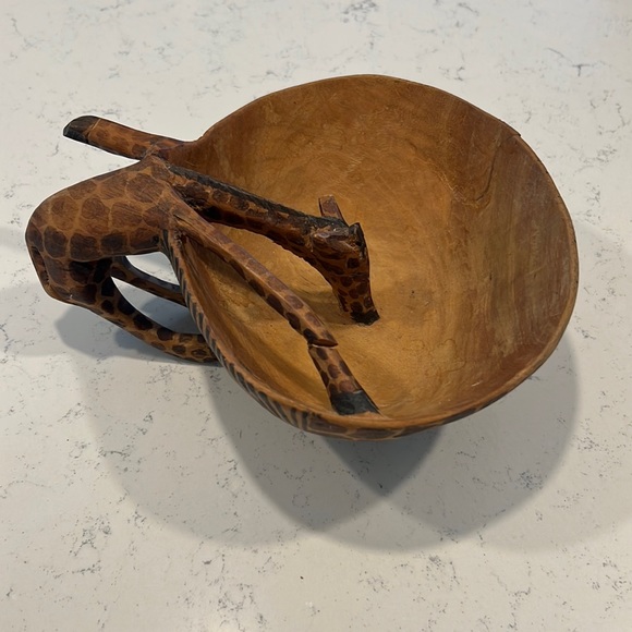 Accents | Wooden Giraffe Bowl 8 Diameter And Ceramic Giraffe Box 25 ...